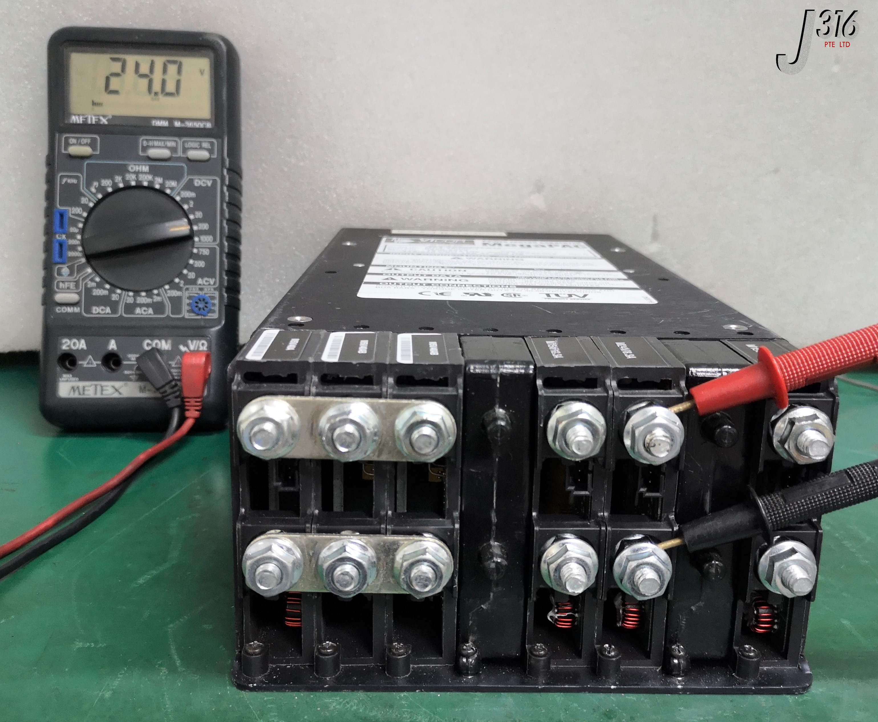 870 VICOR PFC MEGAPAC POWER SUPPLY, 115/230 VAC 15A 47-500HZ, 0950-3075 ...