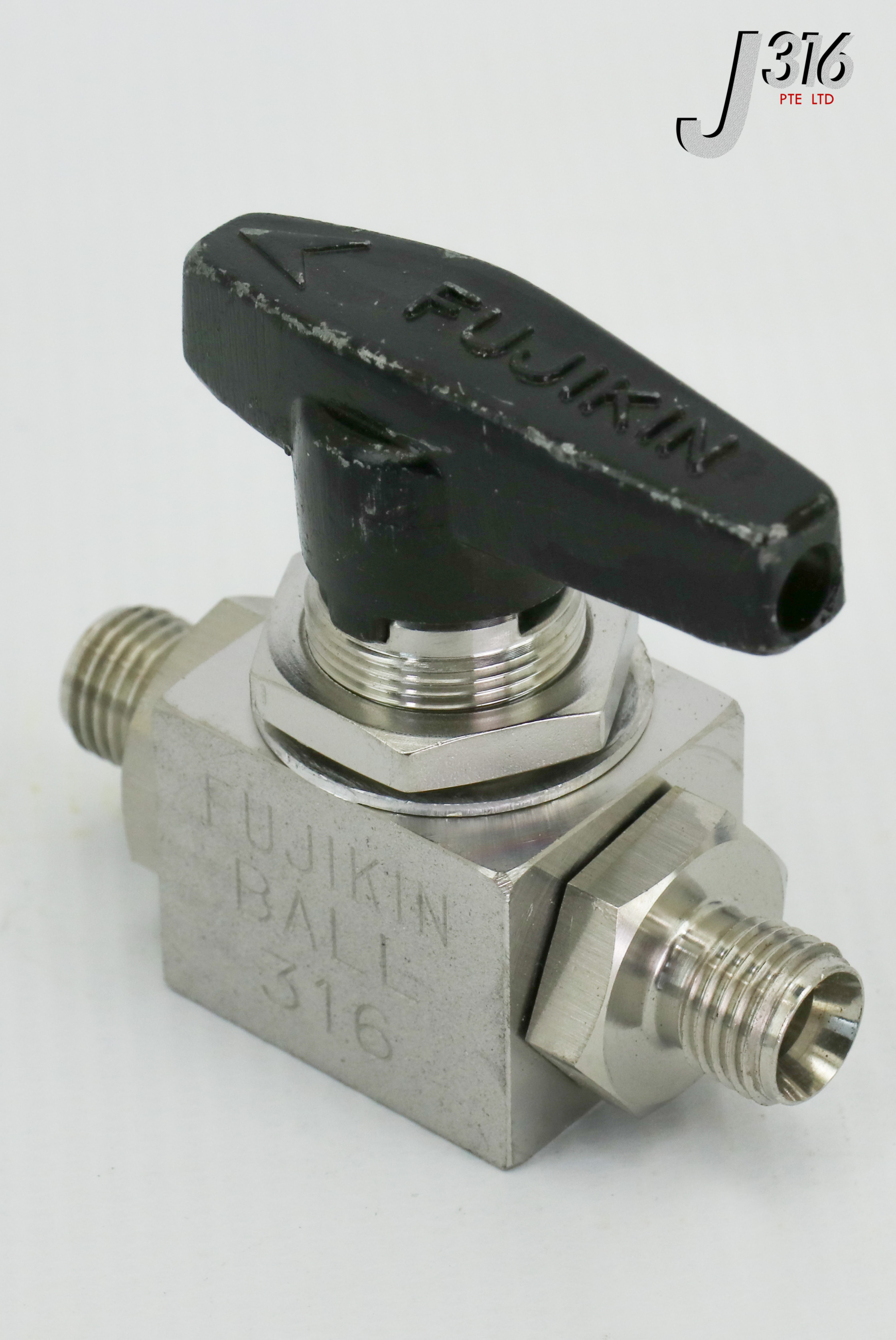 20032 FUJIKIN MANUAL BALL VALVE 100406 – J316Gallery