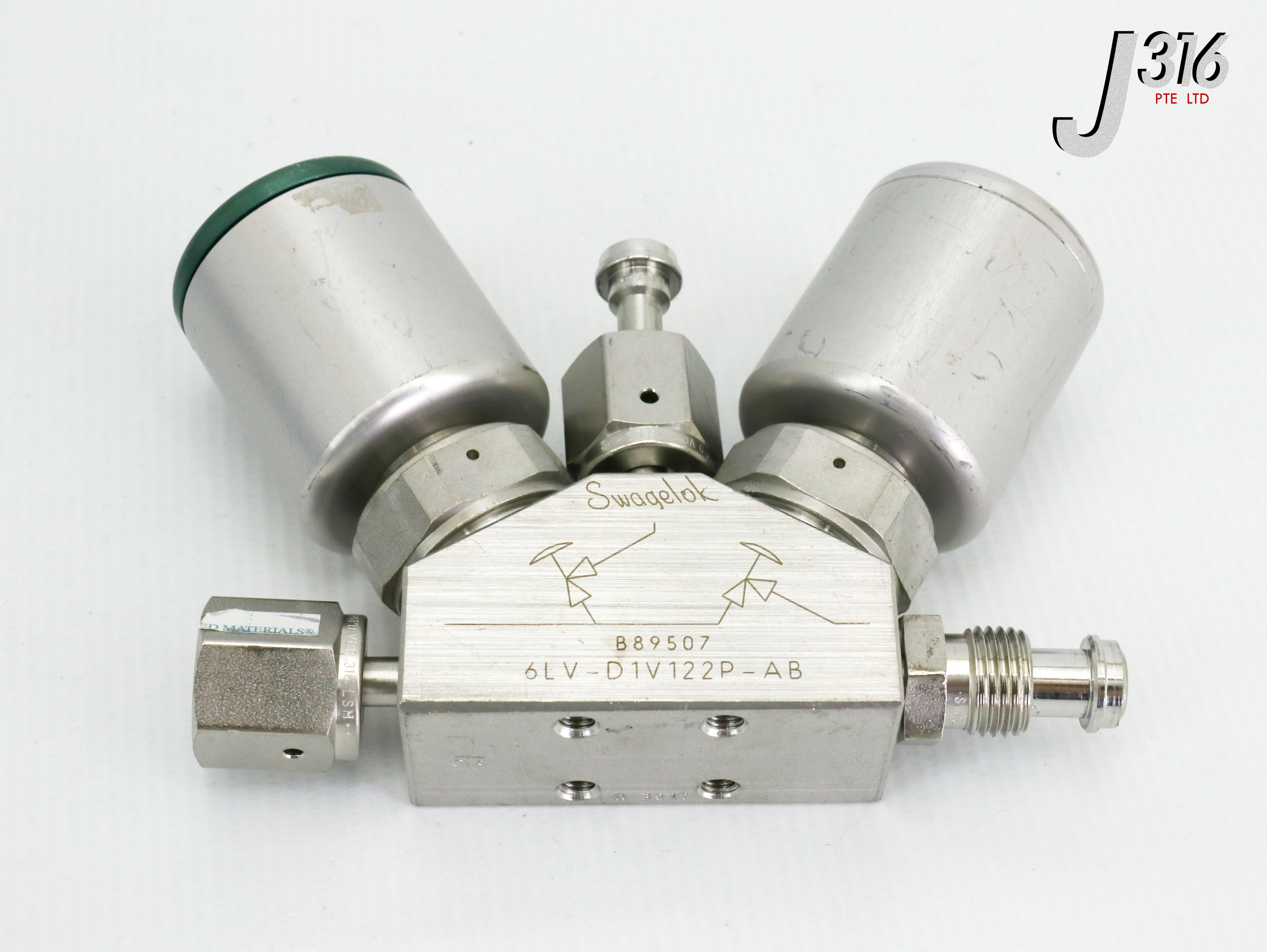 20630 SWAGELOK DIAPHRAGM BLOCK VALVE 6LV-D1V122P-AB – J316Gallery