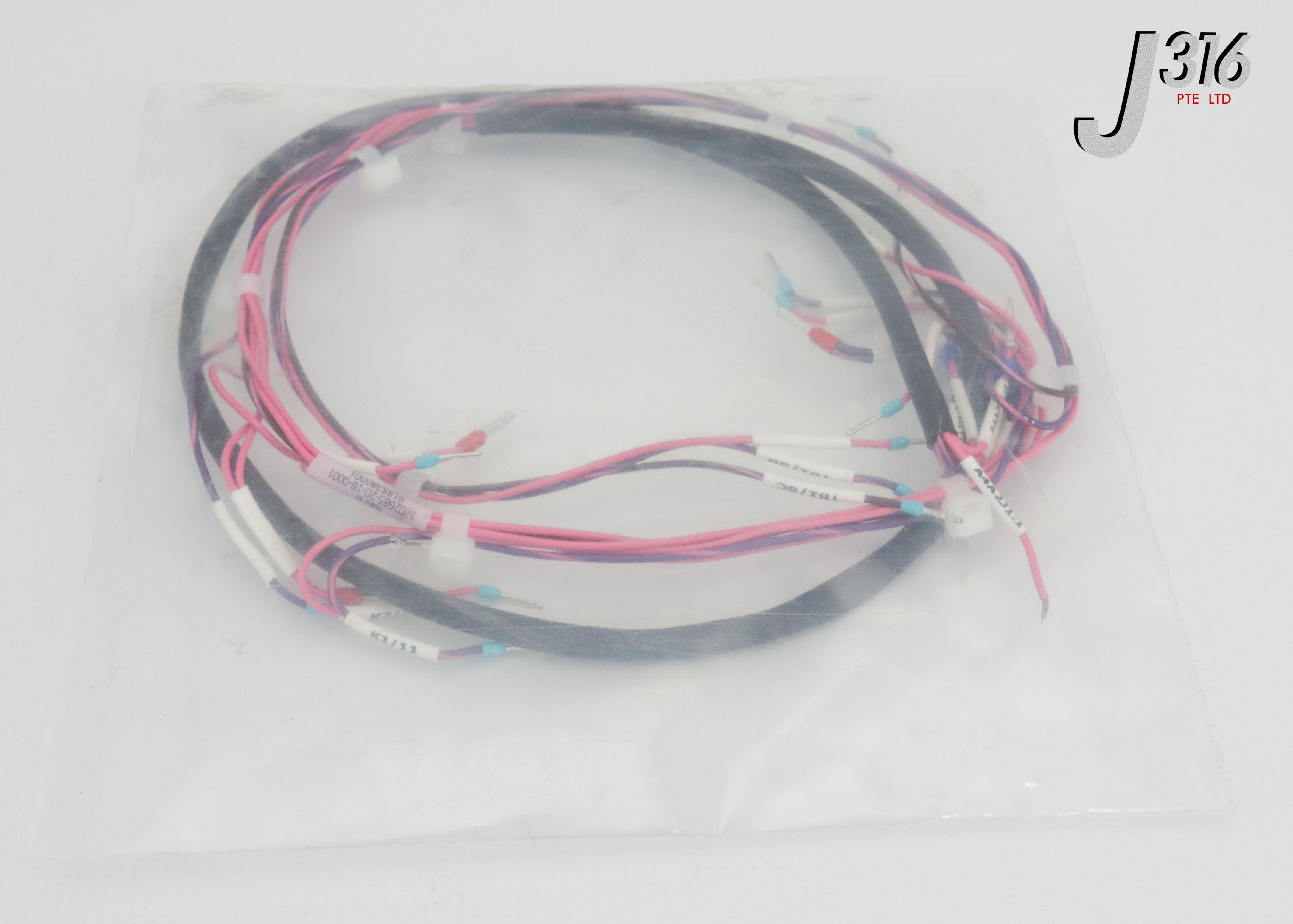 21110 LAM RESEARCH CABLE ASSY (NEW) 853-323672-001 – J316Gallery