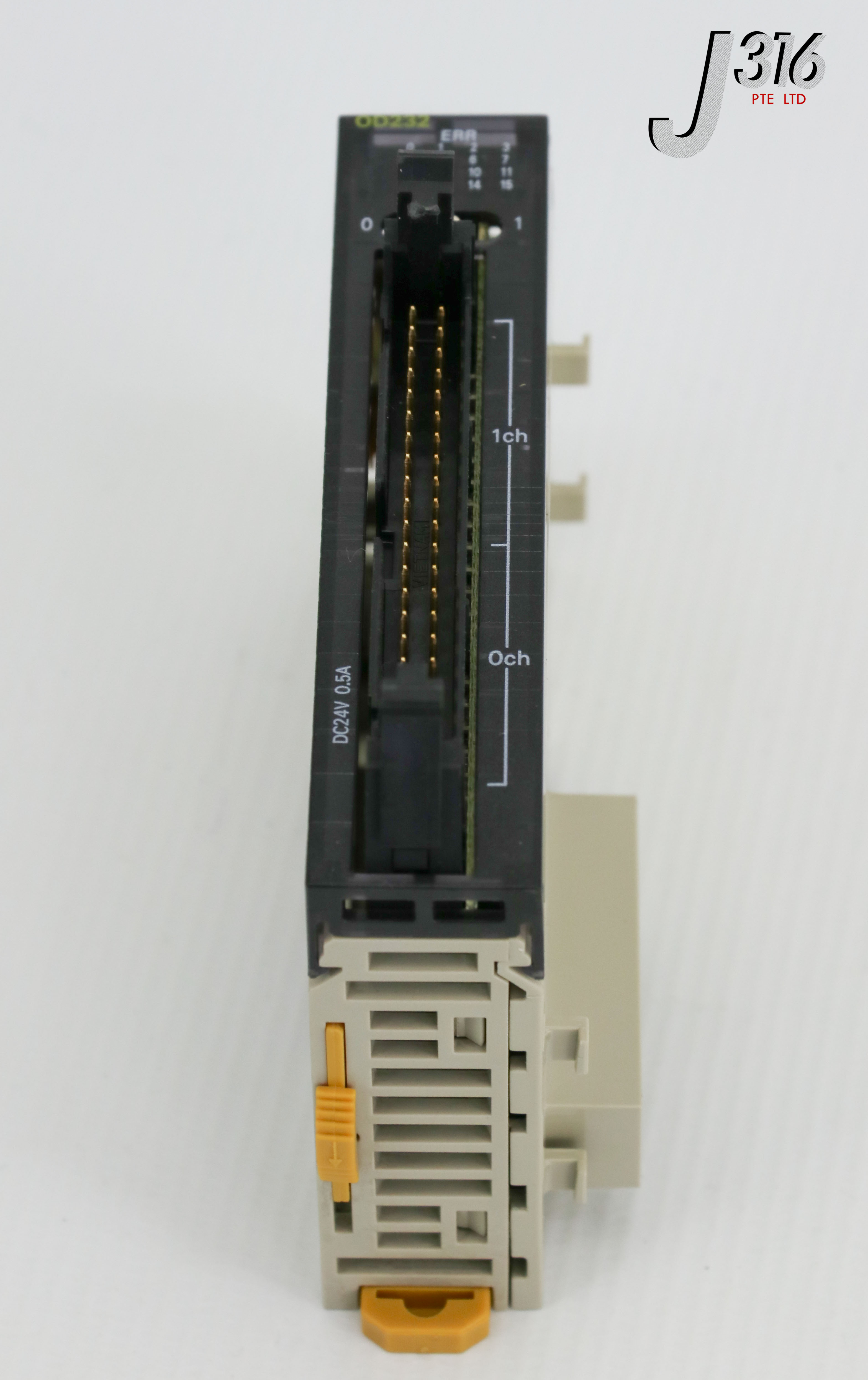 25389 OMRON OUTPUT UNIT CJ1W-OD232 – J316Gallery