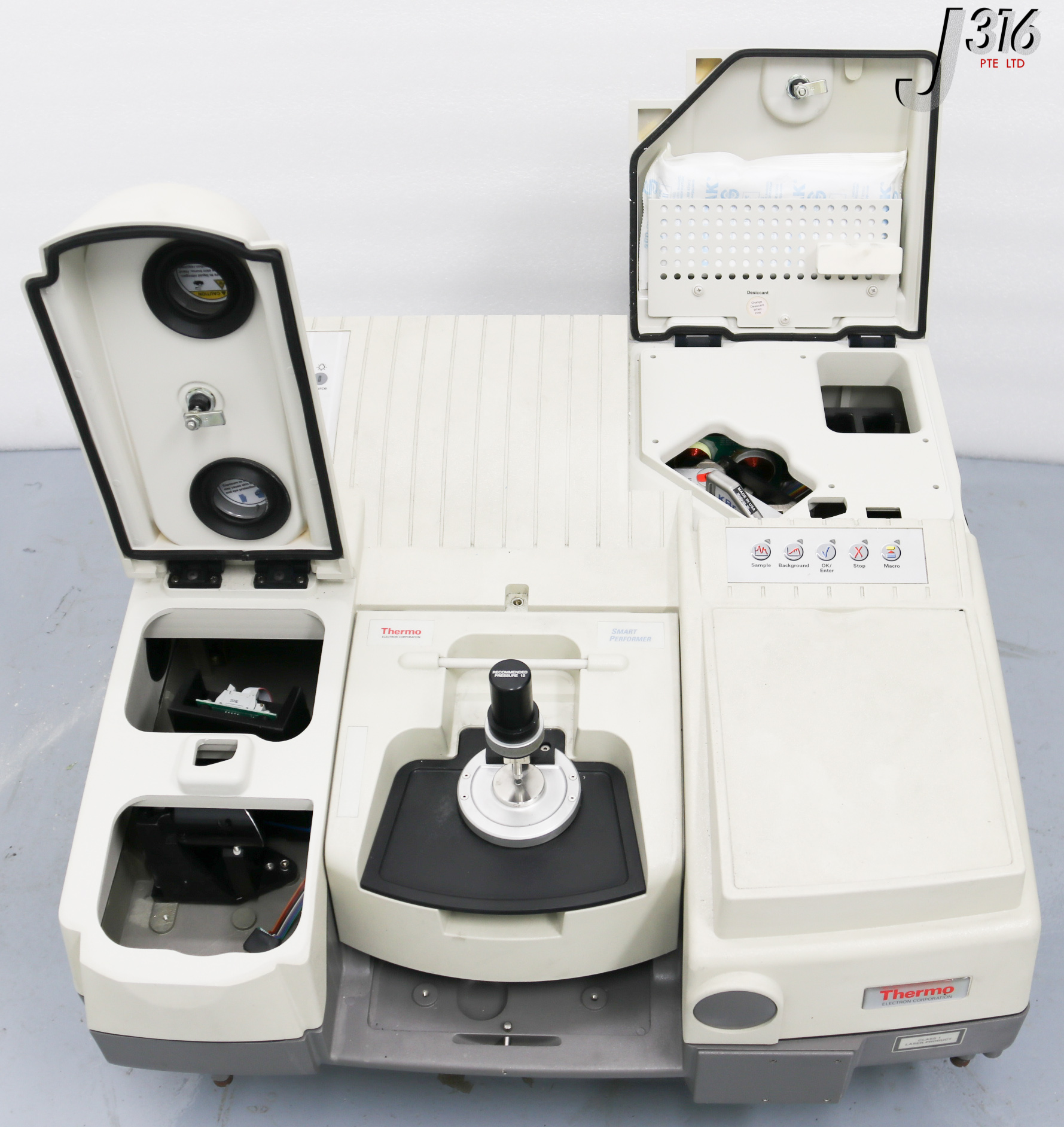 29477 THERMO SCIENTIFIC NICOLET 4700 SPECTROMETER SYSTEM W/ XP POWER ...