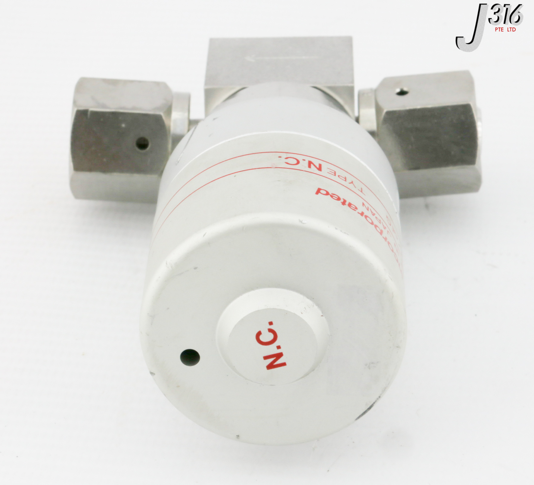 29503 FUJIKIN DIAPHRAGM VALVE, TYPE N.C. 36758 – J316Gallery