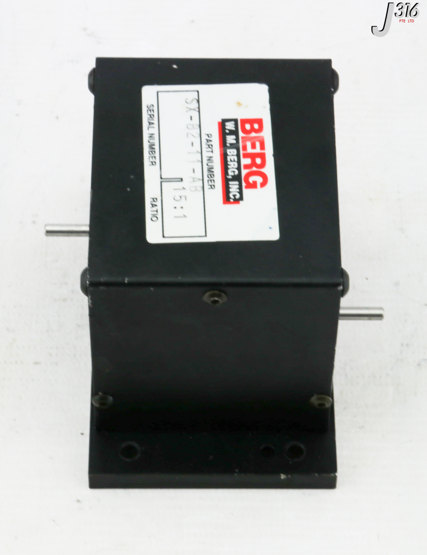 33170 BERG SERVO GEAR BOX SX-B2-11-AB – J316Gallery