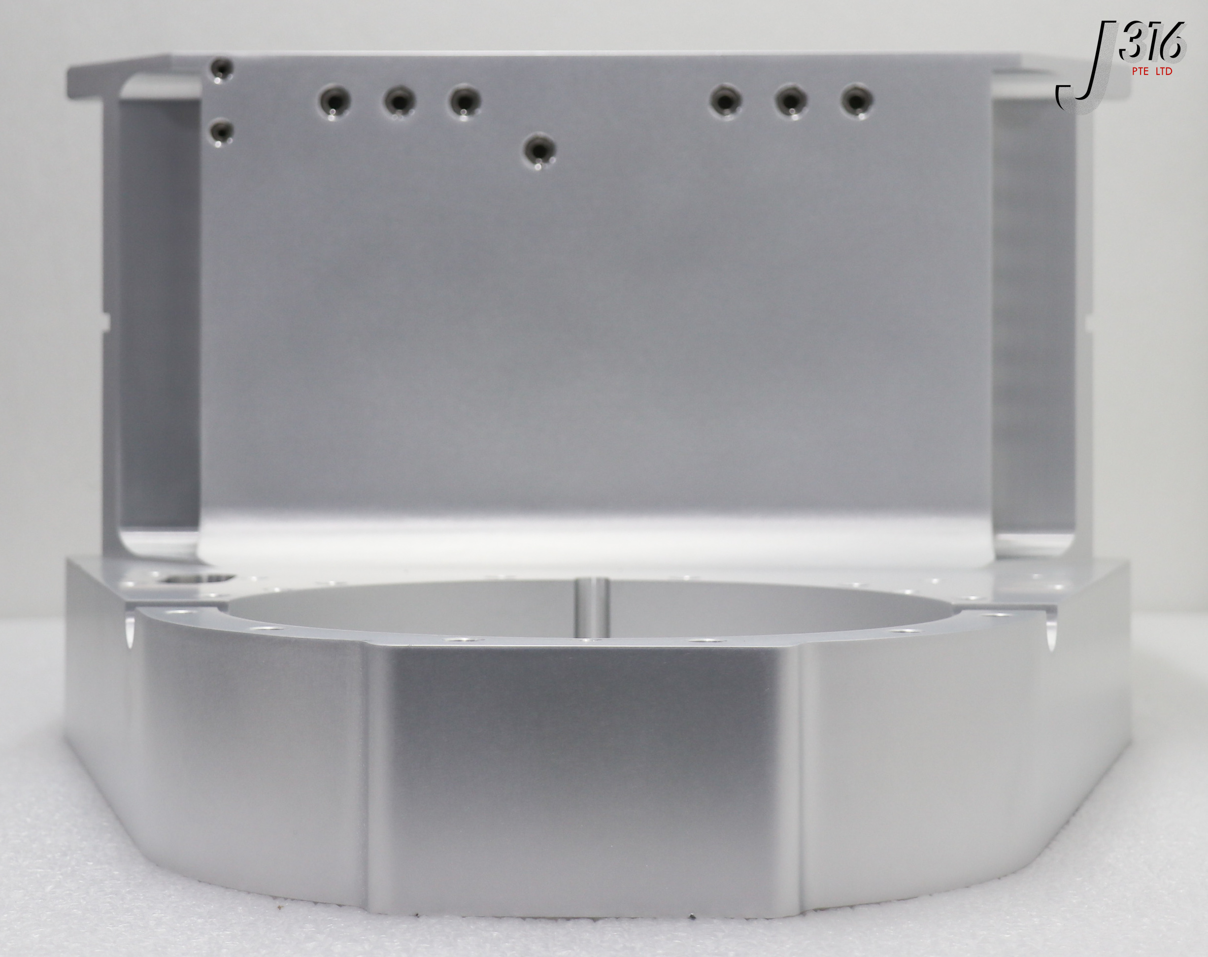 35084 APPLIED MATERIALS CHAMBER LOWER DPS (NEW) 0021-09625 – J316Gallery