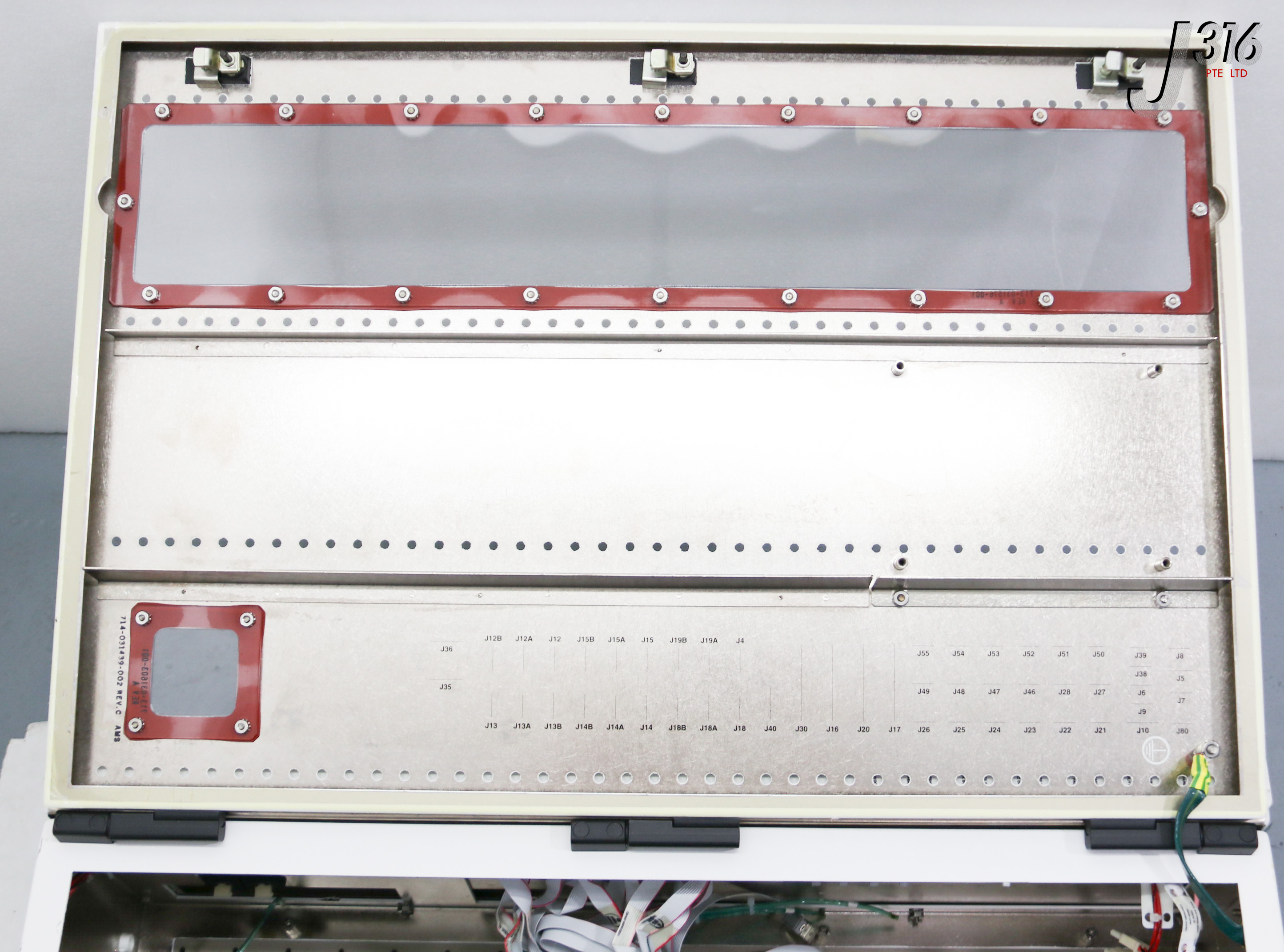 37533 LAM RESEARCH 16-LINES IGS GAS BOX 571-033051-001 – J316Gallery