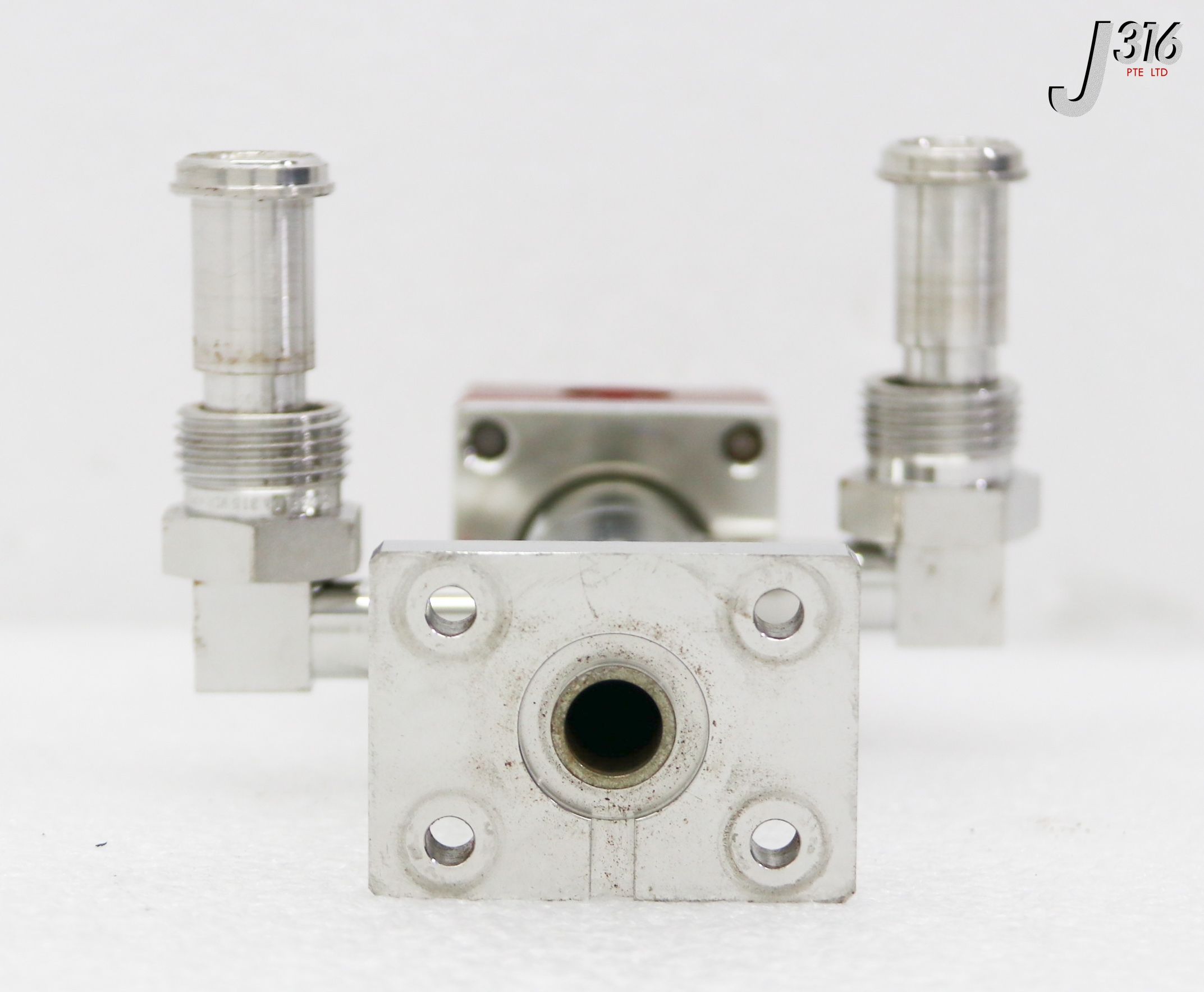 37534 MKS 3-WAY VALVE ASSY 10099A0308 – J316Gallery