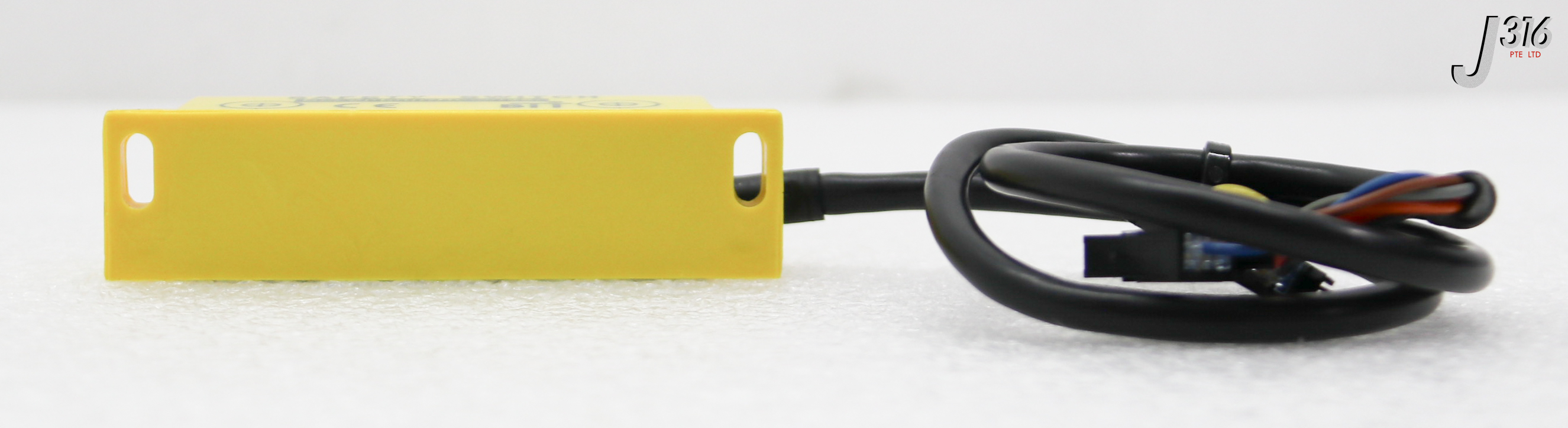 37719 BTI SAFETY SWITCH RECEIVER W/ TRANSMITTER AMX AMX4 – J316Gallery