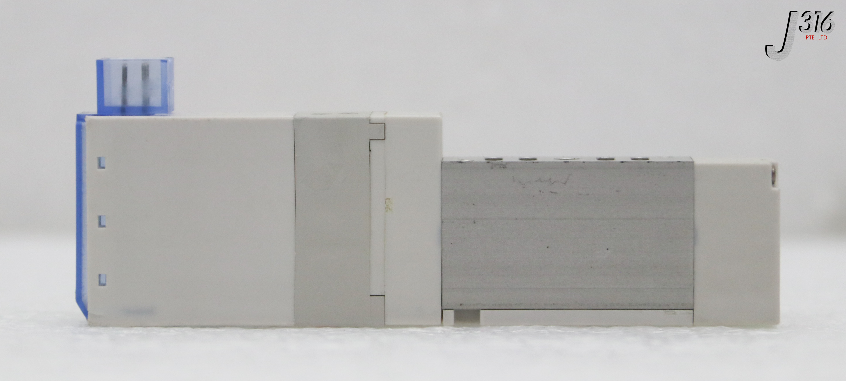 38201 KOGANEI SOLENOID VALVE 0.2~0.7MPA JA10AC – J316Gallery