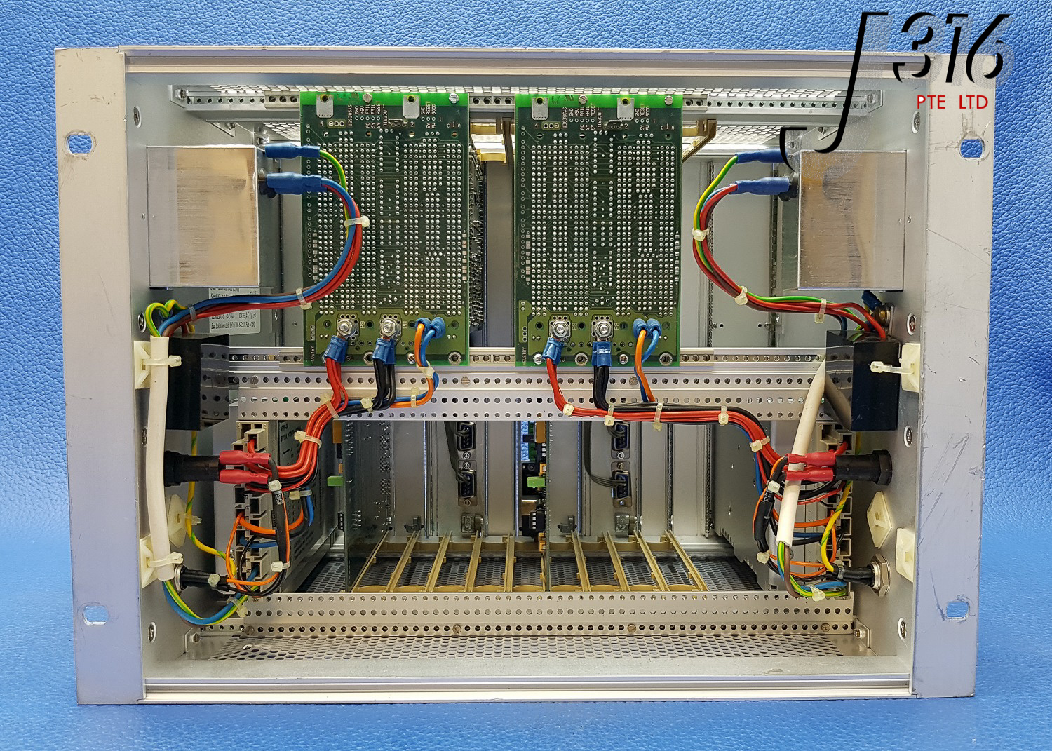 5821 APPLICATION SPECIFIC COMPUTERS COMMUNICATION BOARD W/ SST 5136-PFB ...
