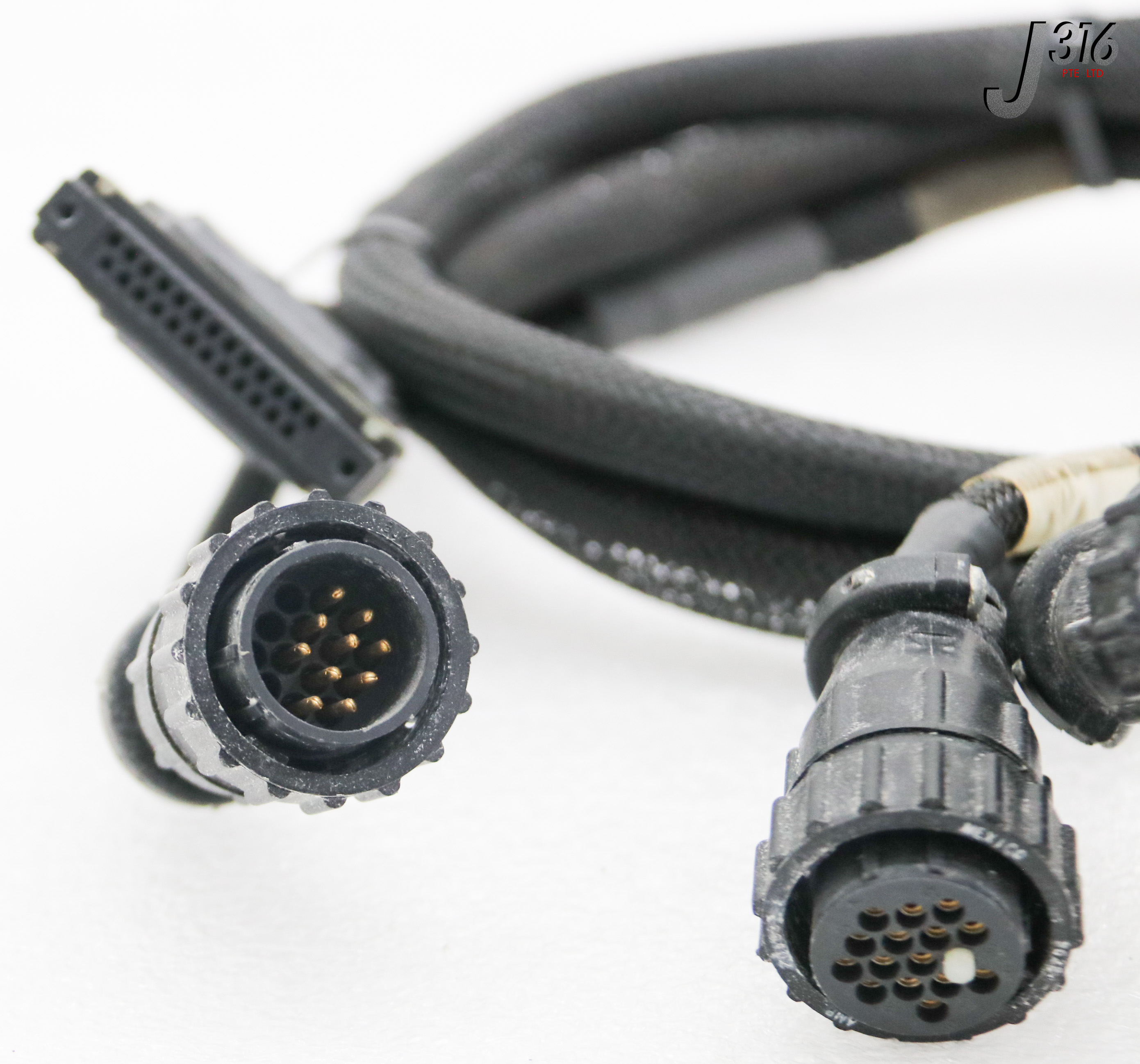 C3818 APPLIED MATERIALS CABLE ASSY, ROBOT MOTOR 0140-10068 – J316Gallery